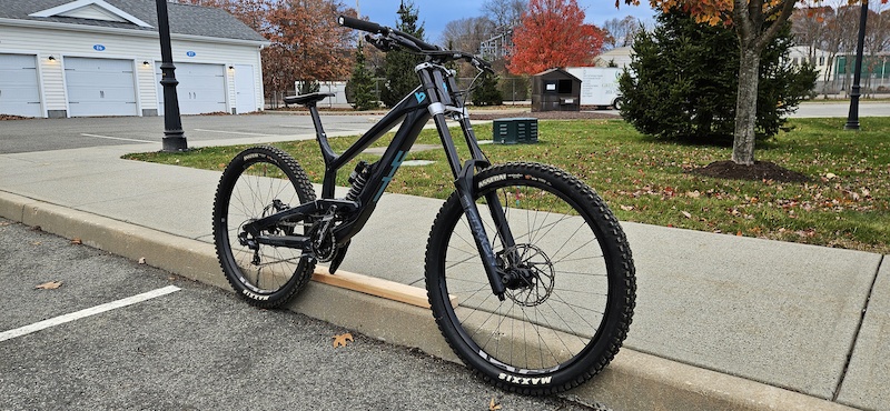 2022 YT Tues Large (YTs XL) For Sale