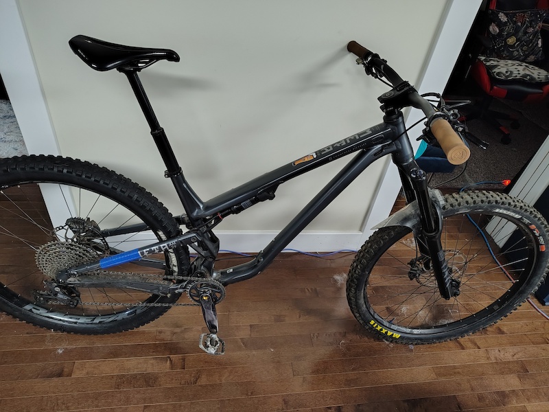 2021 XL Commencal Meta AM 29 For Sale
