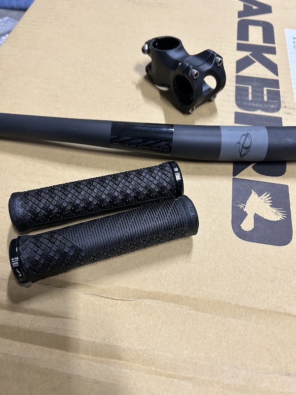 2024 Ibis carbon bars/stem/grips For Sale