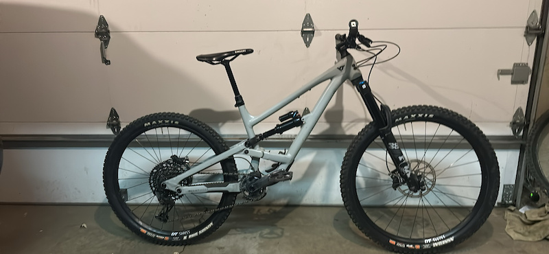 2023 Yt Capra core 2 medium For Sale