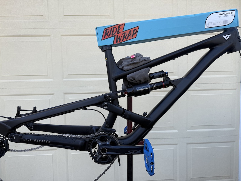 2025 Brand new YT Capra core 2 mx AL frame with drivtrain For Sale
