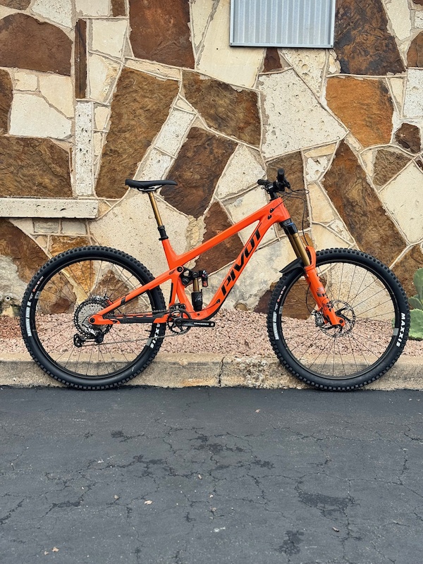2022 Pivot Firebird Team Build LG For Sale