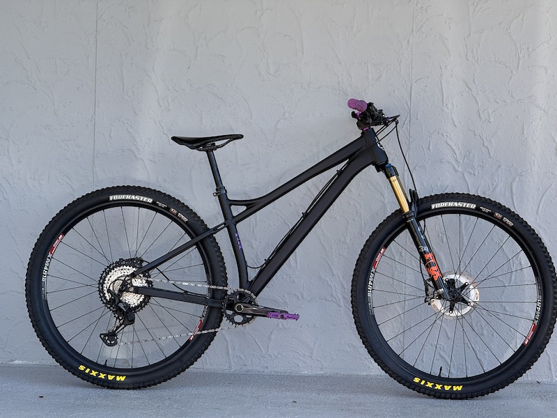 2023 Banshee Paradox hardtail - Medium For Sale