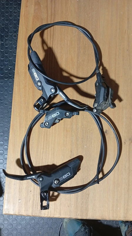 2023 SRAM DB8 brake set hardly used, brake pads included For Sale