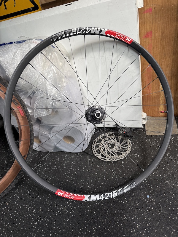 2025 DT Swiss XM 421 rim / Hope Pro 4 hub For Sale