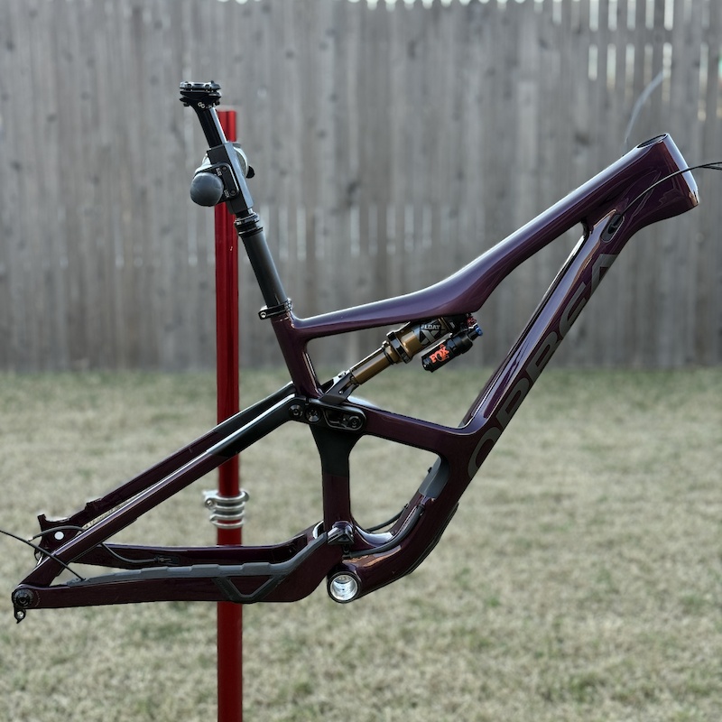 2022 Orbea Occam LT Carbon Medium Frame Purple / Mulberry For Sale