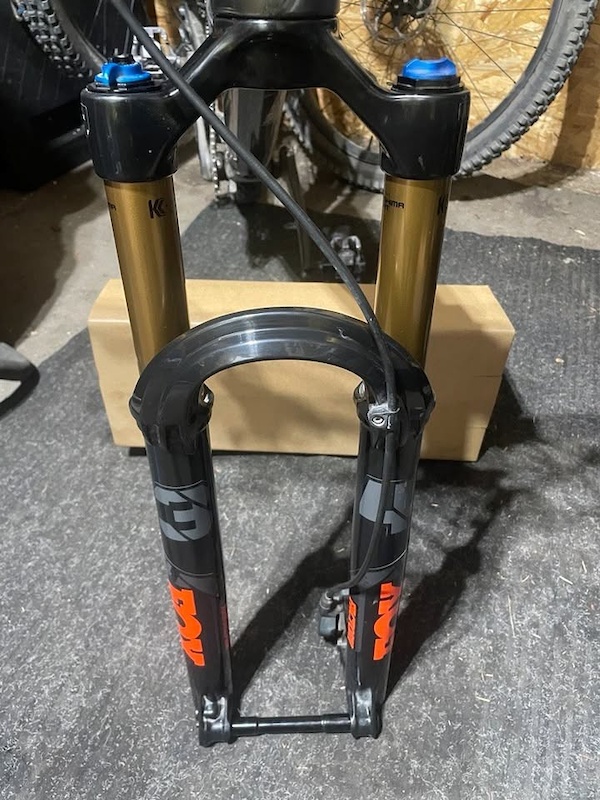 2024 Fox 34 Factory Fit4 / 3 Position For Sale