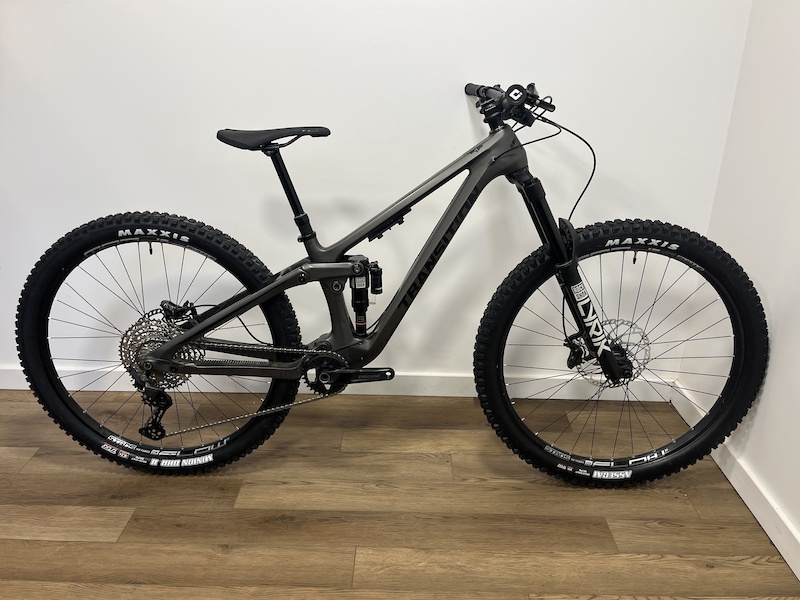 2020 Transition Sentinel V2 Carbon With Mostly New Parts For Sale