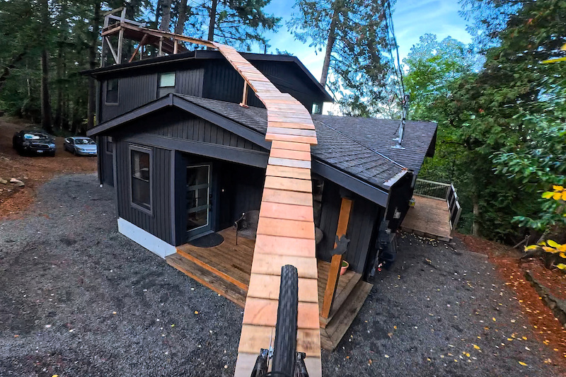 Video: Reece Wallace Goes Huge On His E-Bike - Pinkbike