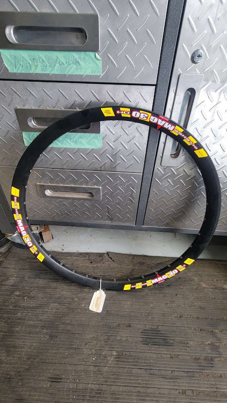 Brand New Sun Rims Intense MAG30 26" 32H Rim For Sale