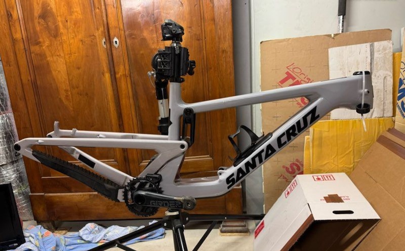 2024 Santa Cruz Nomad Frame Size M For Sale