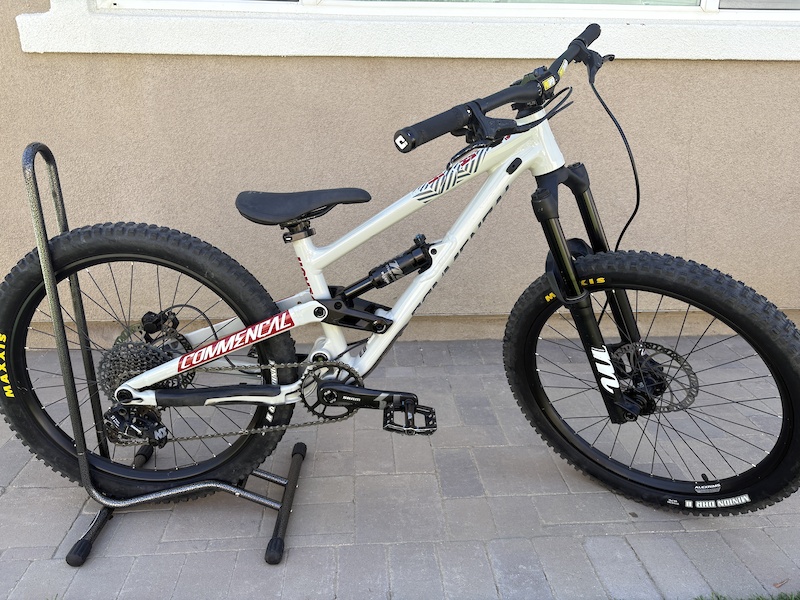 2020 Commencal Clash 24 For Sale
