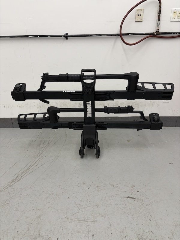2025 Thule T2 Pro XTR 2 inch bike rack For Sale