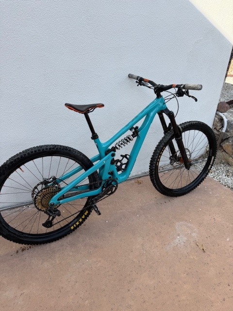 2021 Yeti SB150 Turq For Sale
