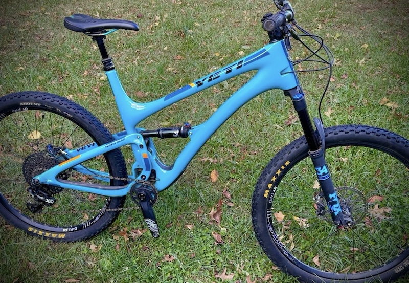 2018 Yeti Carbon SB5 Large Pampered no dirt rides For Sale