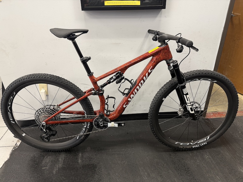 2026 Specialized S-Works Epic 8 M Roval Power meter For Sale