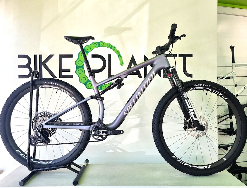 2025 Specialized Epic 8 Pro For Sale