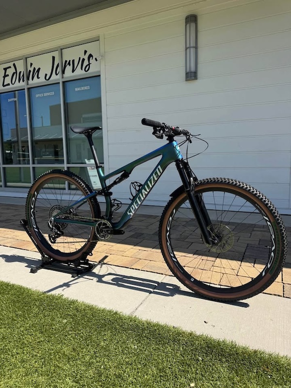 2025 Specialized Epic 8 Pro For Sale