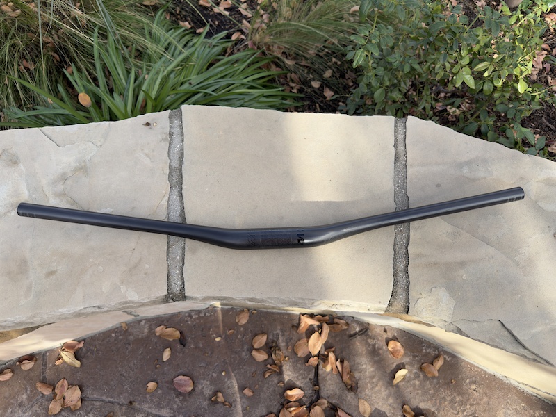 2026 AMFLOW ENDURO CARBON BARS 800mm NEW For Sale