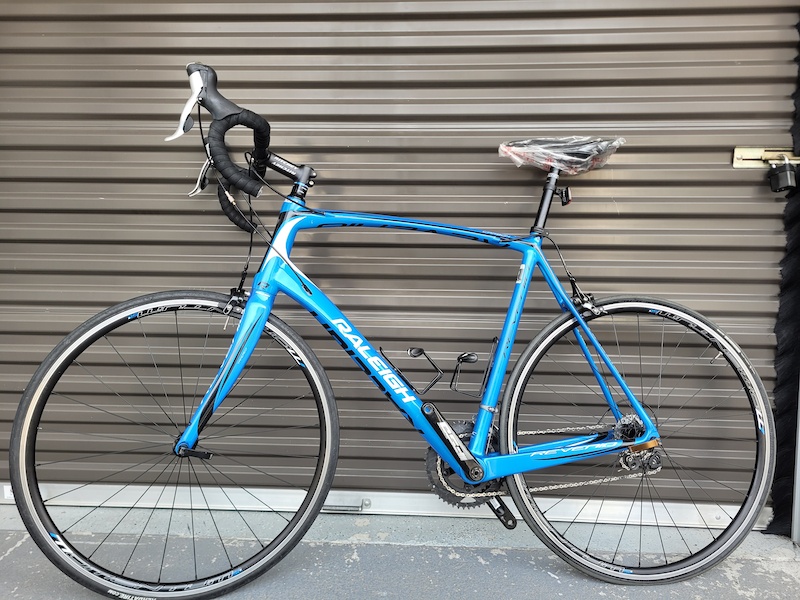 2015 Raleigh Revenio Carbon 1 62 cm For Sale