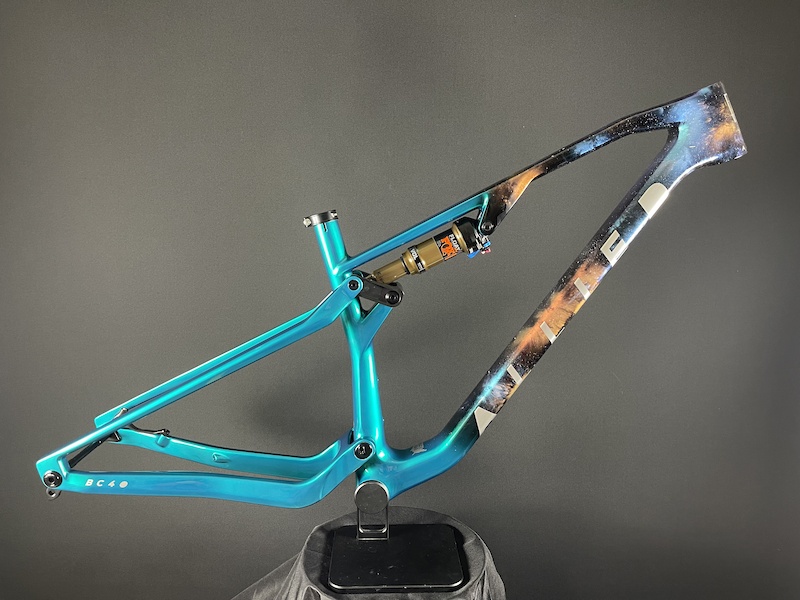 2025 Allied BC40 in Medium with Custom Paint For Sale