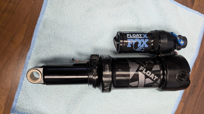 2023 Fox Float x performance - like new For Sale