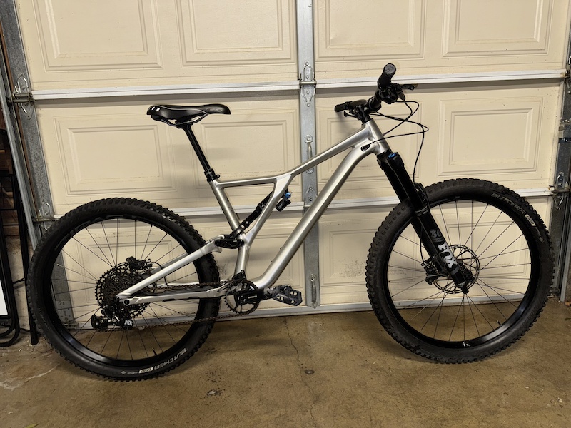 2019 Specialized Stumpjumper EVO Alloy S3 For Sale