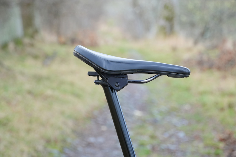 Review: Fair Bicycle's Drop Best Offset Saddle Clamp - Looks Weird ...