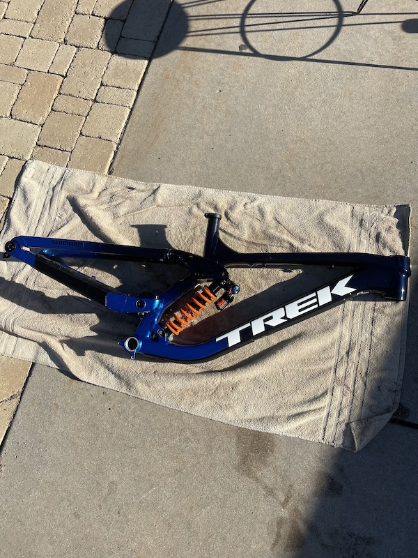 2024 Trek Session AL frame L For Sale