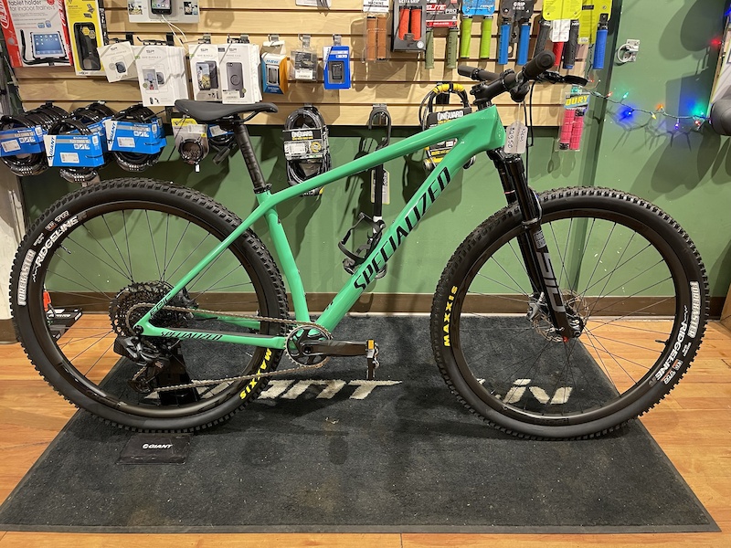 2024 New Specialized Epic Hardtail Comp / Medium (Upgraded) For Sale