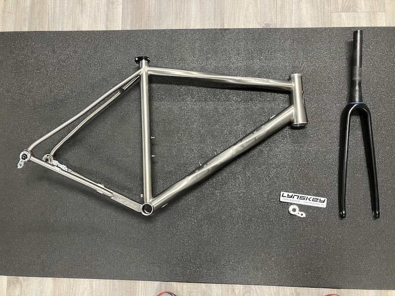 2024 Lynskey Helix Ti Frame/Carbon Fork Size M/L Excellent For Sale