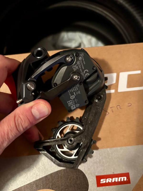 2025 SRAM Force AXS 12-speed Groupset For Sale