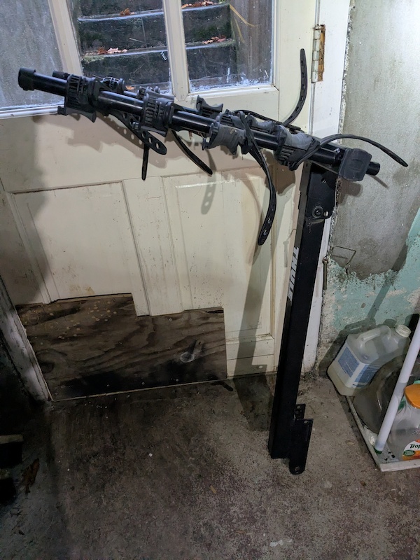 Thule Bike Rack with extras For Sale