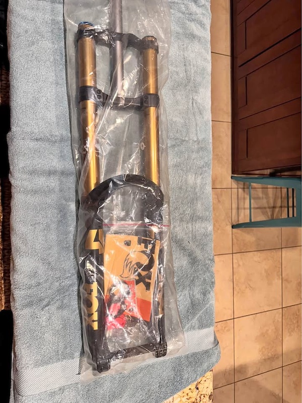 2025 Fox 40 Factory 29” DH Fork Grip X2 For Sale