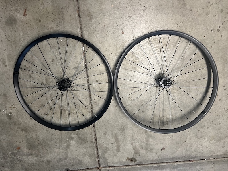 2022 Specialized Roval alloy wheelset For Sale