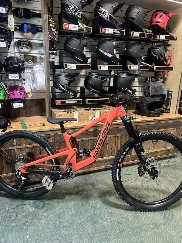 2026 Santa cruz nomad 90 size small For Sale