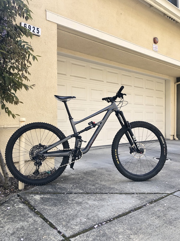 2022 Specialized Status 160 S3 w/ Lyrik Ultimate For Sale