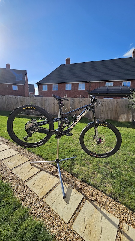 2024 Trek Slash Gen 5 Custom build [size M] For Sale