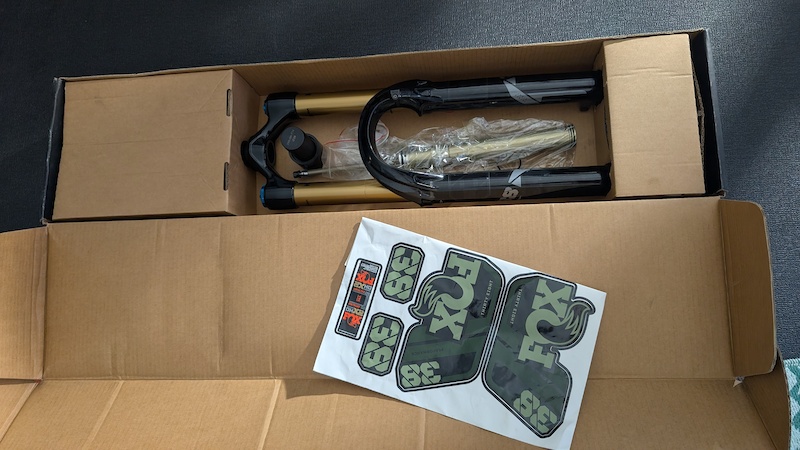 2023 Fox 38 Factory w/150shaft & seal driver tool For Sale