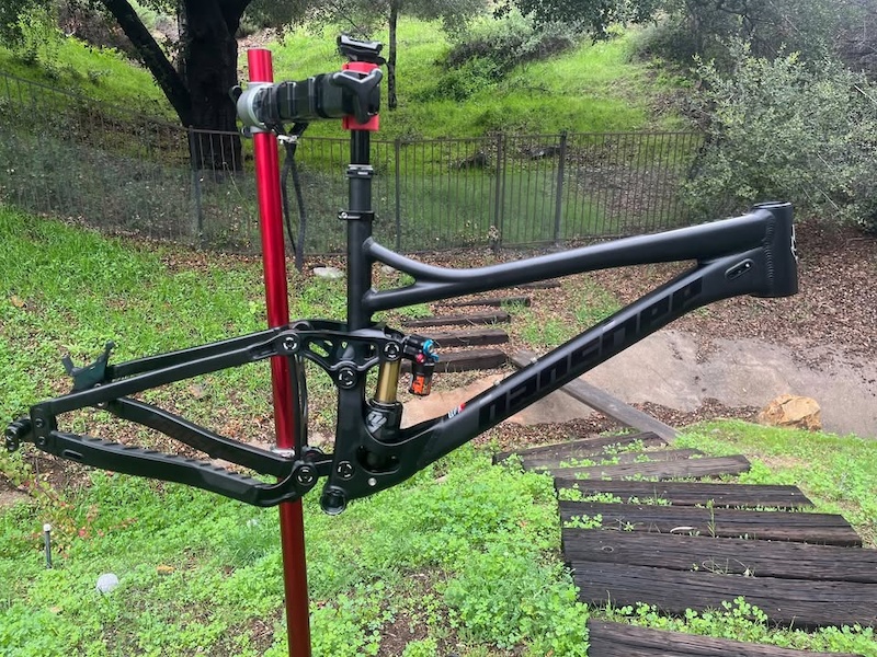 Banshee Rune V3.2 mountain bike, medium, frame only For Sale
