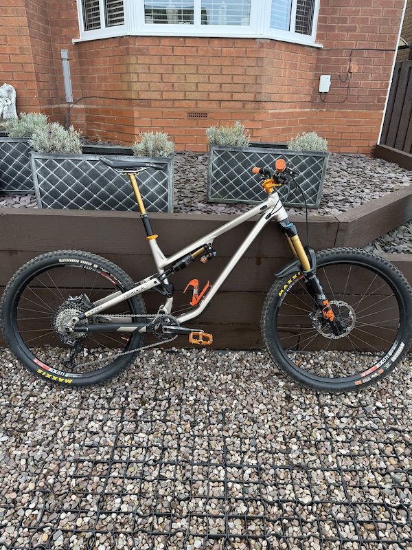 2022 Commencal Meta SX L For Sale