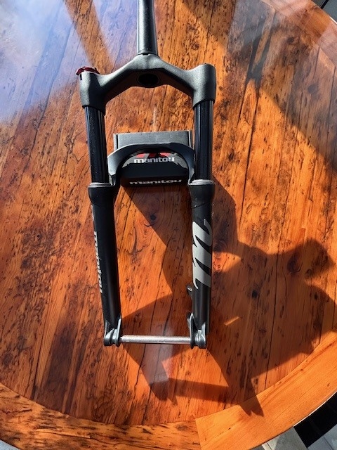 Manitou Mastodon Pro 120 STD For Sale