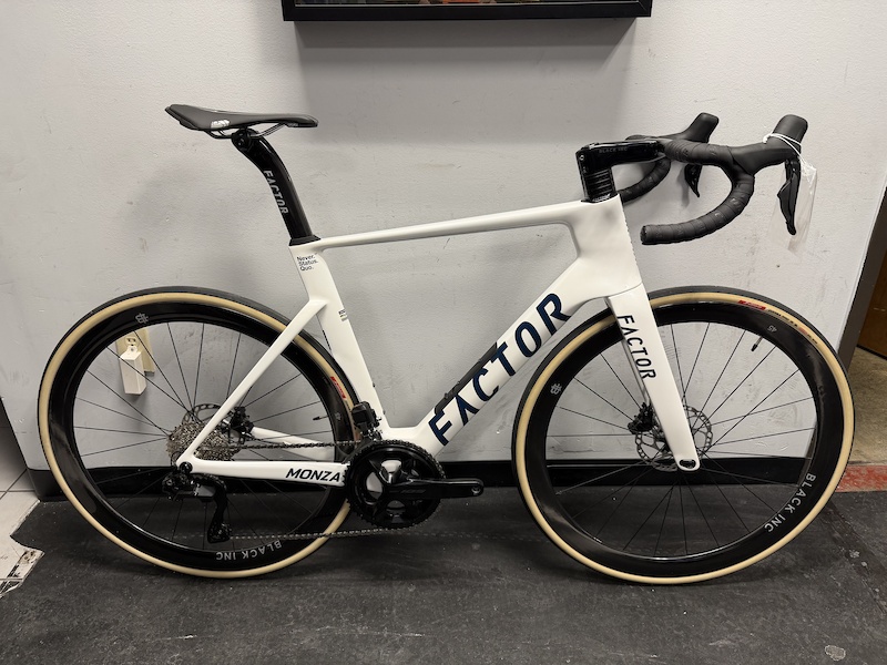 2026 Factor Monza 56cm 105 Di2 Black INC For Sale