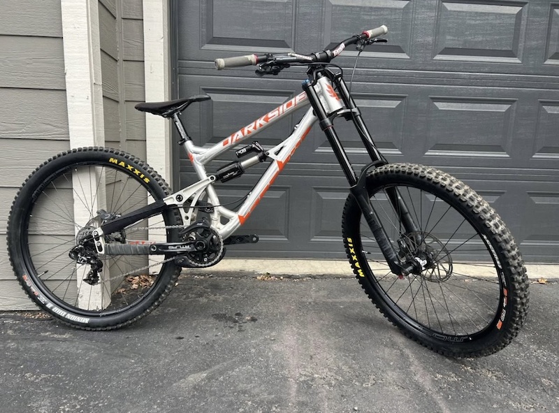 2018 Banshee Darkside Medium For Sale
