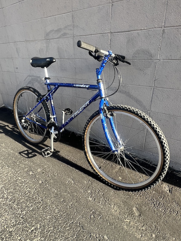 Vintage GT Talera Mountain Bike, Triple Tube, 20.25” For Sale