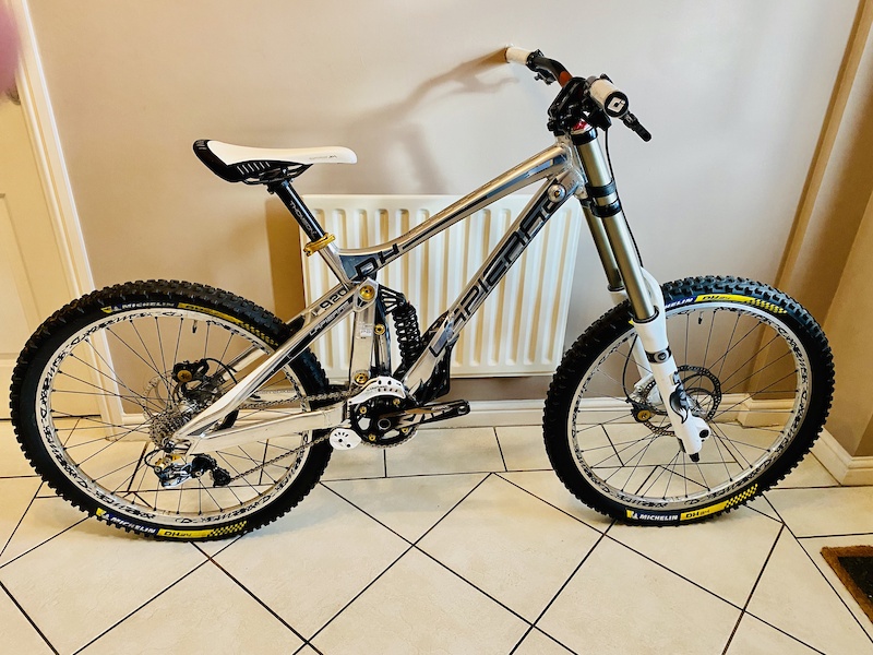 2010 Lapierre DH920 Team Spec Downhill Bike For Sale