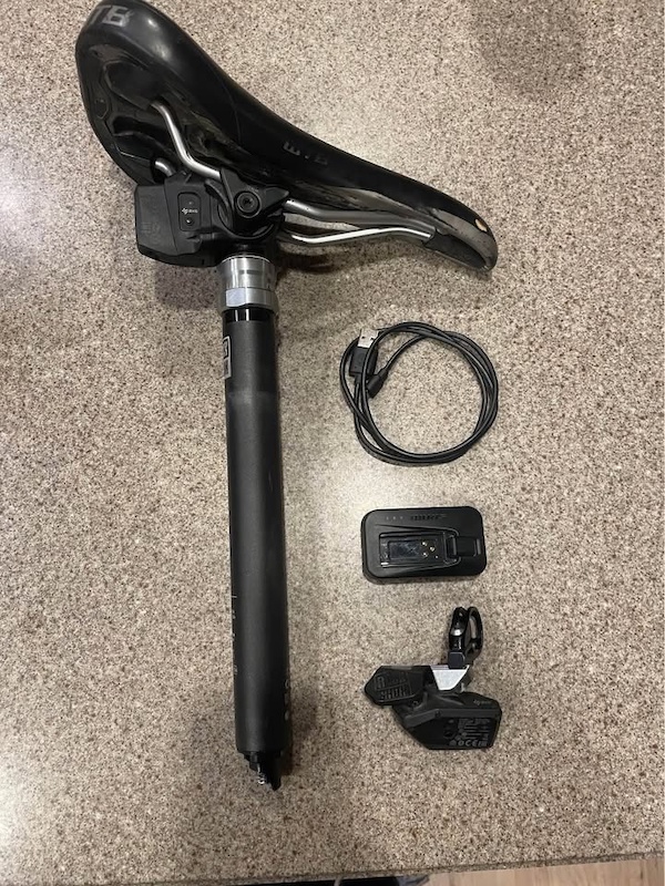 AXS Reverb Wireless Dropper Post & Remote For Sale