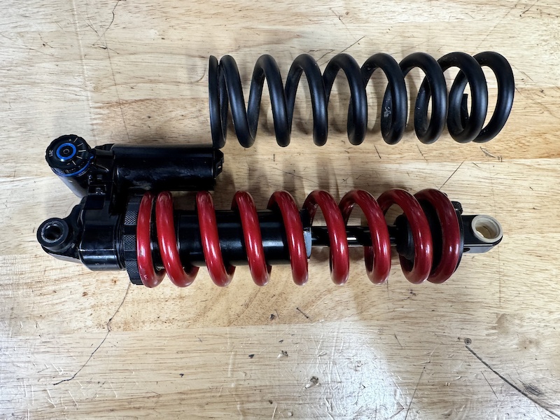 2024 Rockshox Vivid Ultimate DH 400 & 500lbs springs For Sale