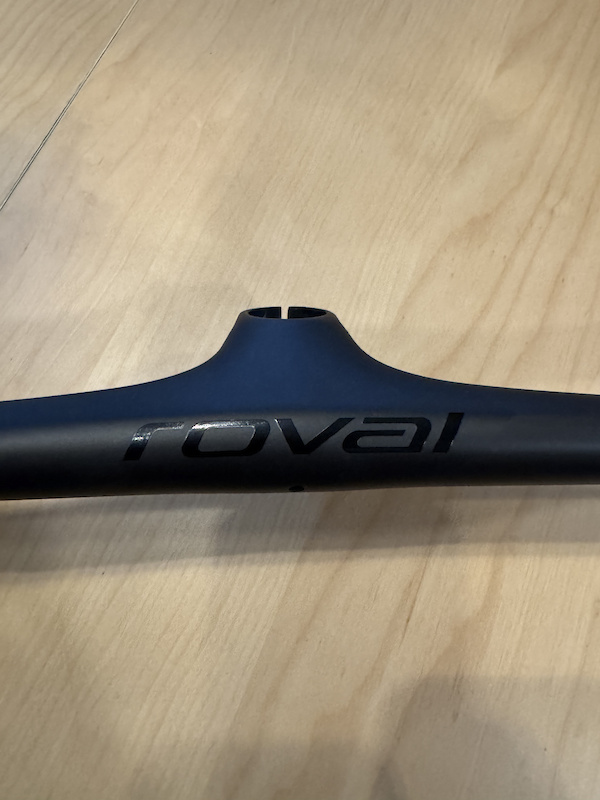 2025 Roval Control Cockpit, 60 x 740 For Sale
