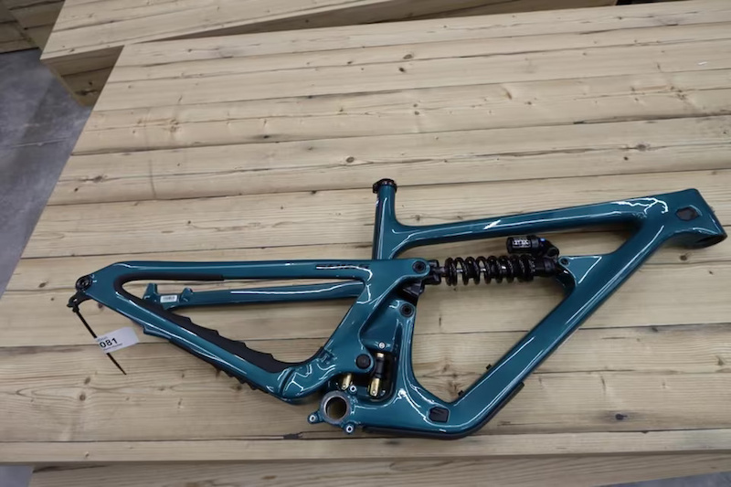 2025 Yeti SB165 MX T-Series Frame Size Large For Sale